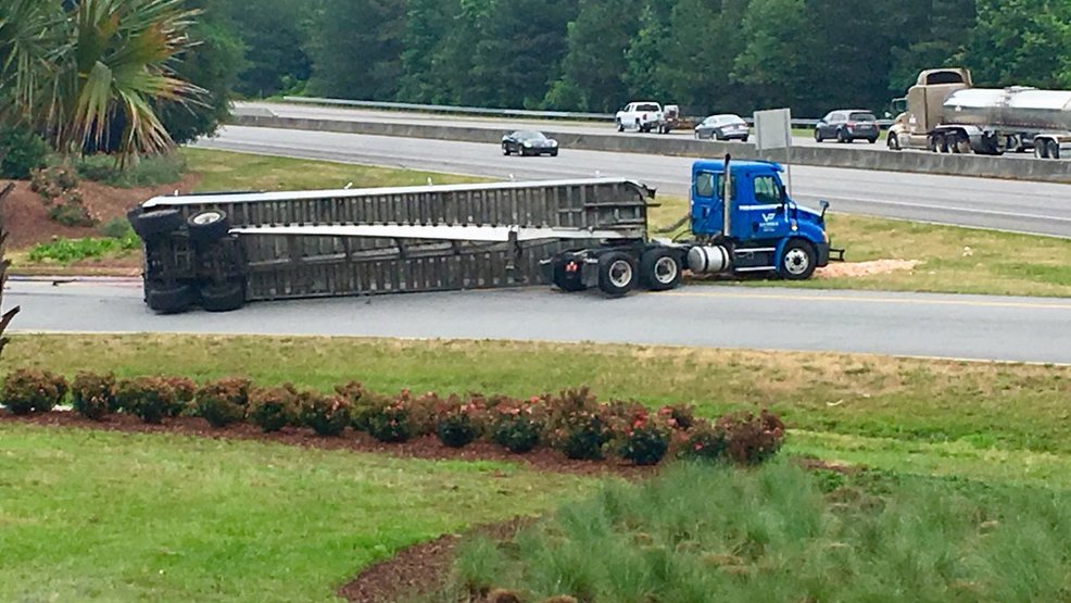 Overturned semi-truck blocking ramp off Sunset Blvd. | WACH